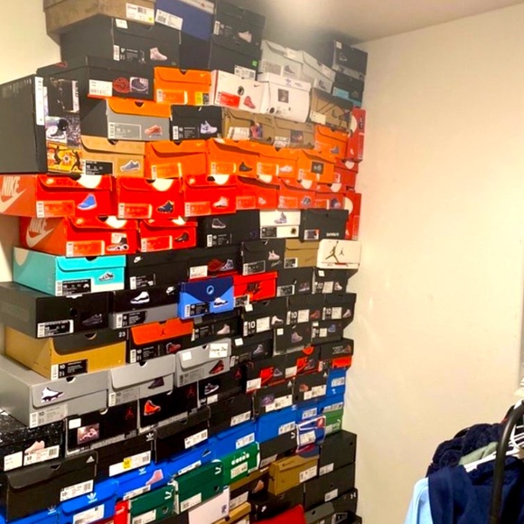 Shoes | The Real Shoe Plug | Poshmark